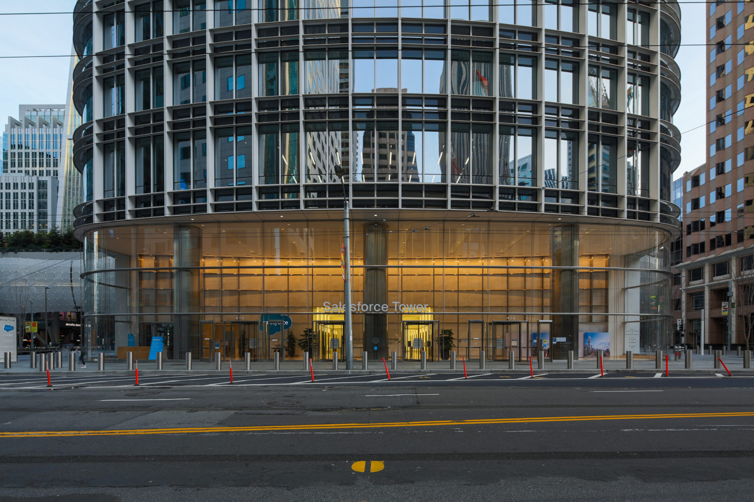 Number One: The Salesforce Tower in SoMa, San Francisco - San Francisco ...