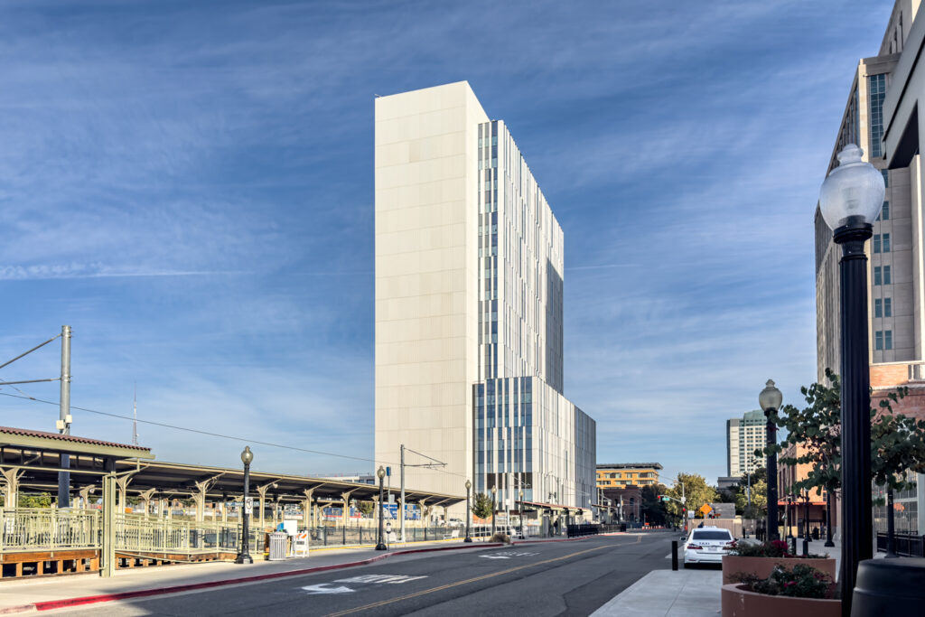 Construction Finishing for Sacramento Courthouse Building - San ...